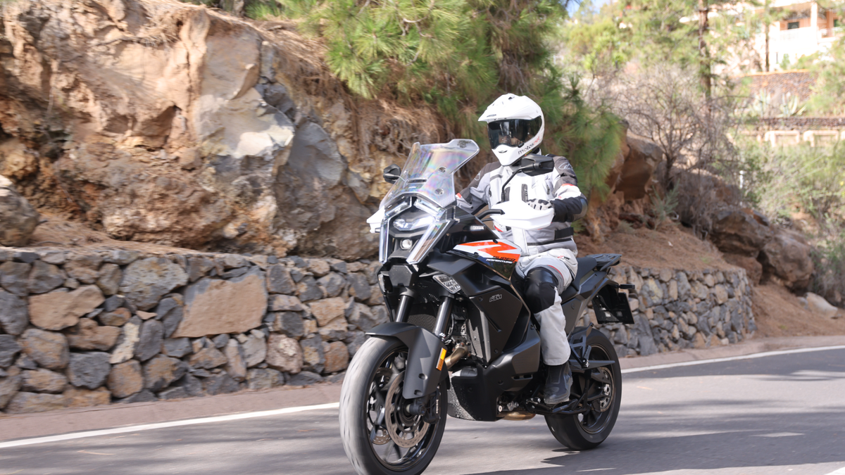 KTM 1390 Super Adventure S EVO: La nueva trail a batir | Noticias motos.net